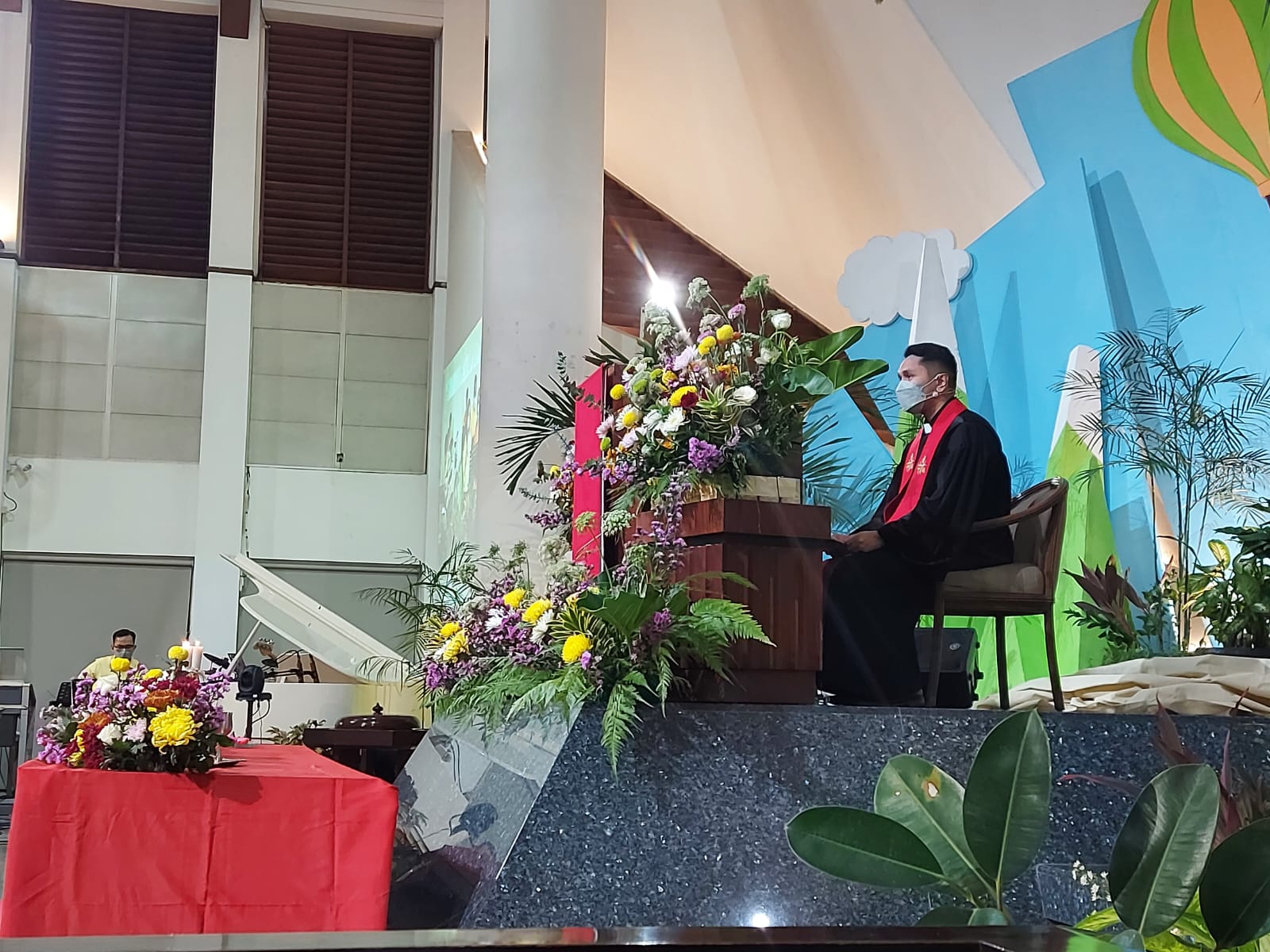 Berita Penahbisan Pendeta GKI Pondok Indah Jakarta Atas Diri Pnt. Alex ...