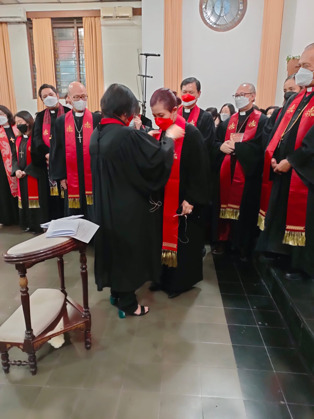 Berita Kebaktian Penahbisan Pendeta GKI Arcamanik Bandung Atas Diri Pnt ...